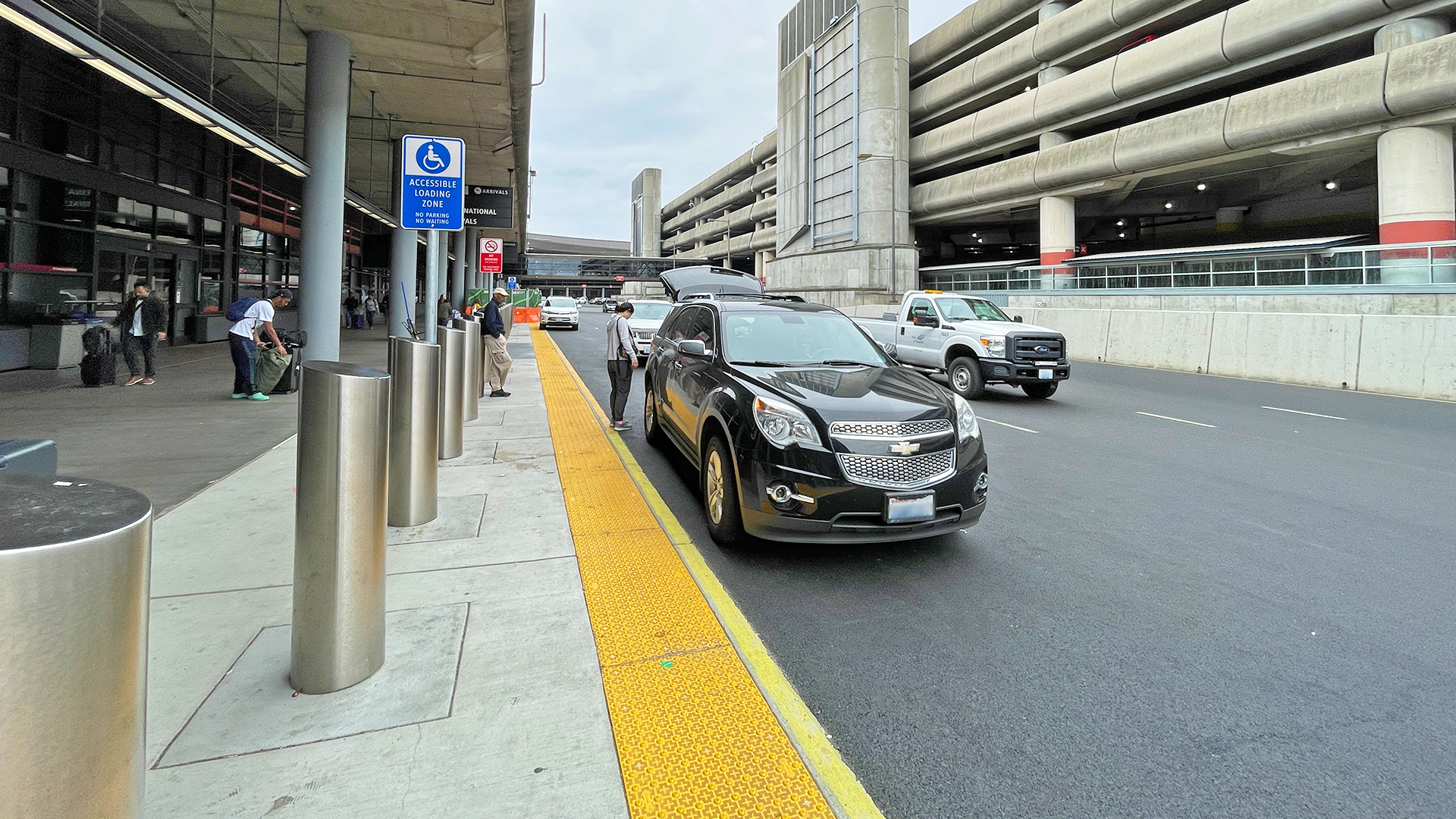 Curbside Accessibility and Safety | Port of Seattle