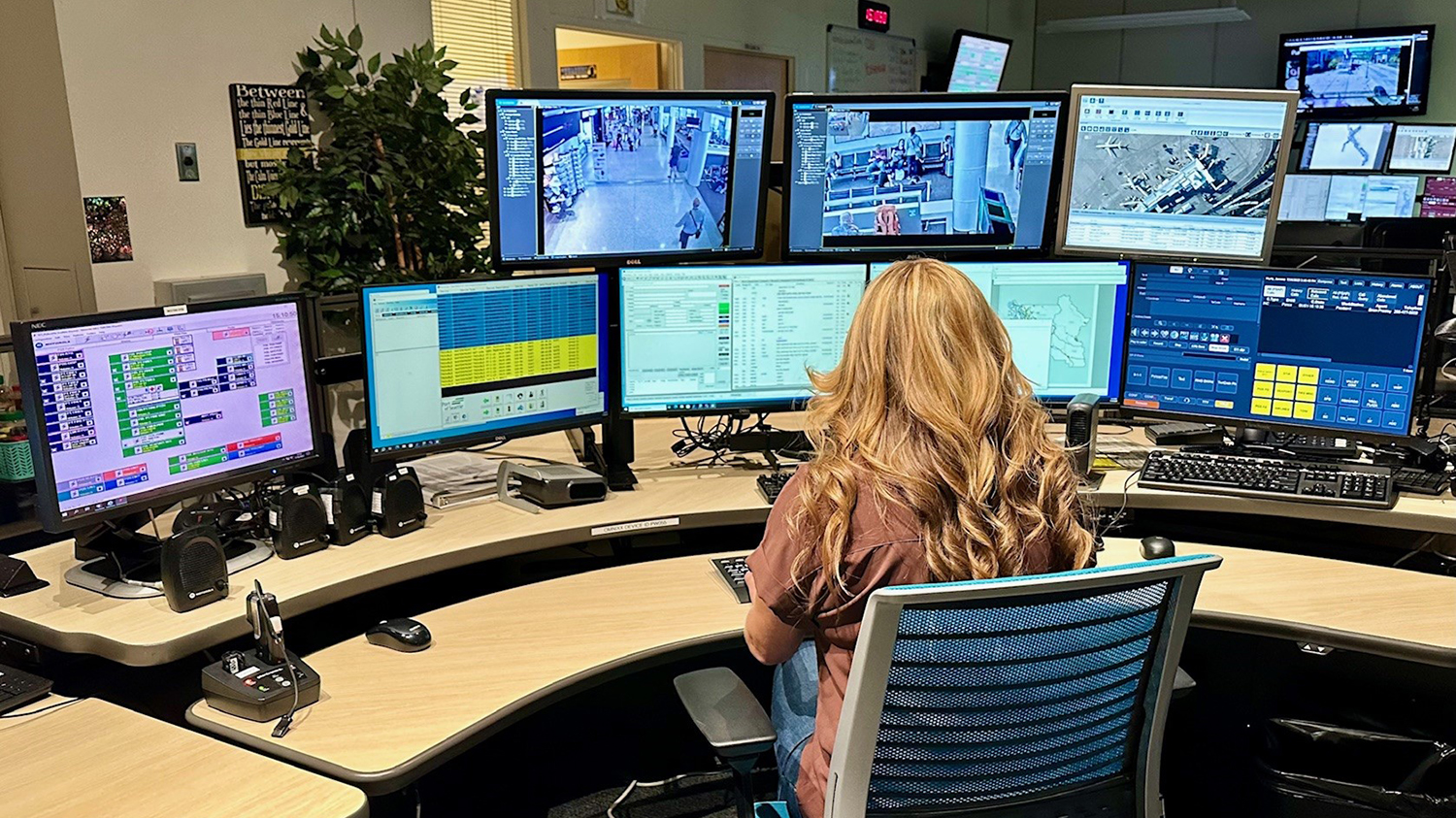 A Day in the Life of a 911 Communications Center Supervisor | Port of ...